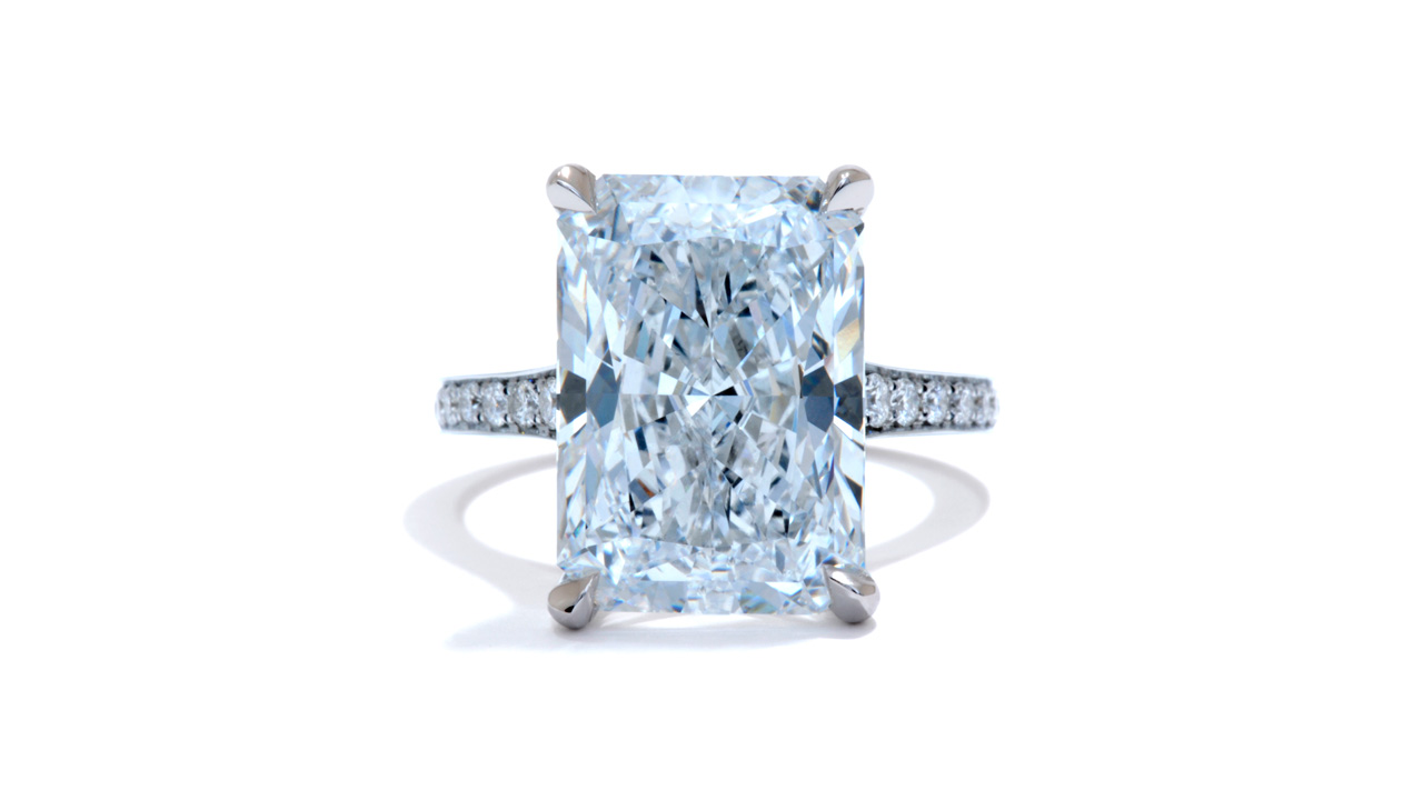 9.4ct Radiant Cut Cathedral Set Solitaire – Ascot Diamonds